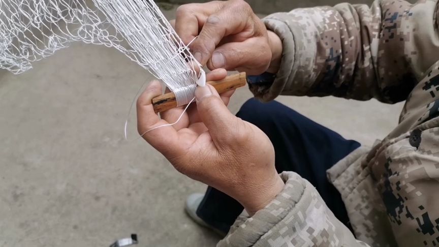老爸手工编织撒网