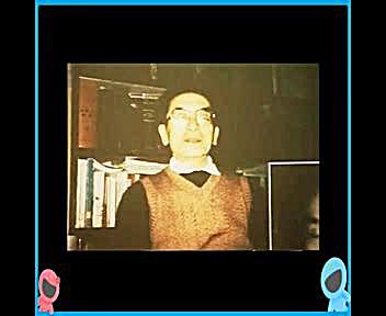 1998年06月26日(北京举办禁毒》宣传教育图片展览上之”吸毒“耗资...