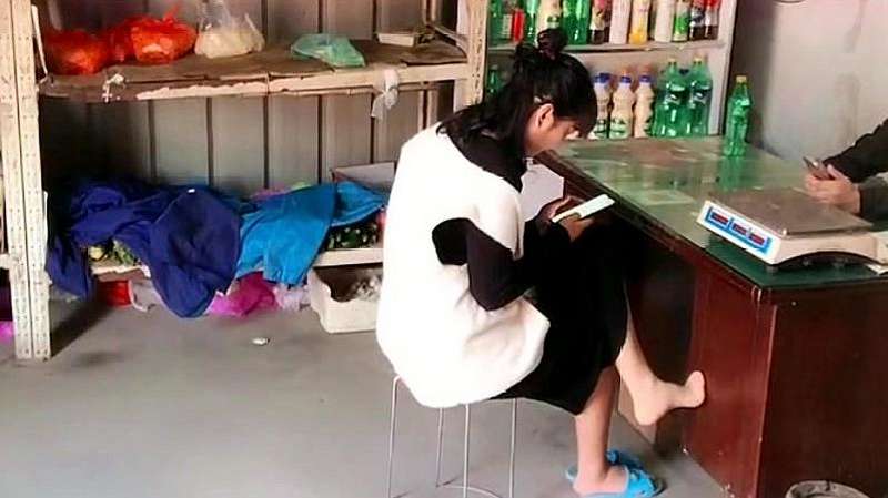 丈夫套路妻子,妻子傻傻中招,是真的不怕回家跪键盘啊