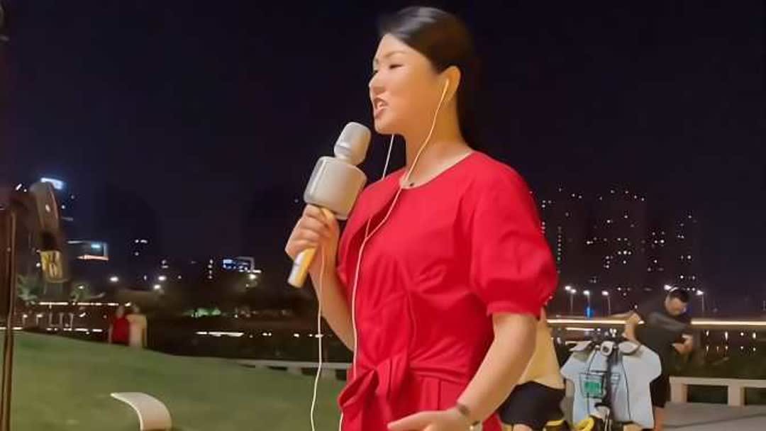 美女罗姣的歌声太好听了