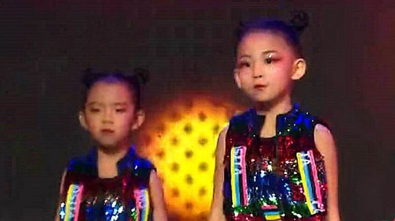 儿童舞蹈《爱你》