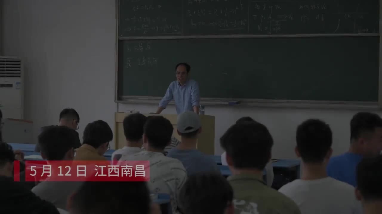 【视频】自强不息 江西脑瘫学生发明"爬楼轮椅"获国家专利