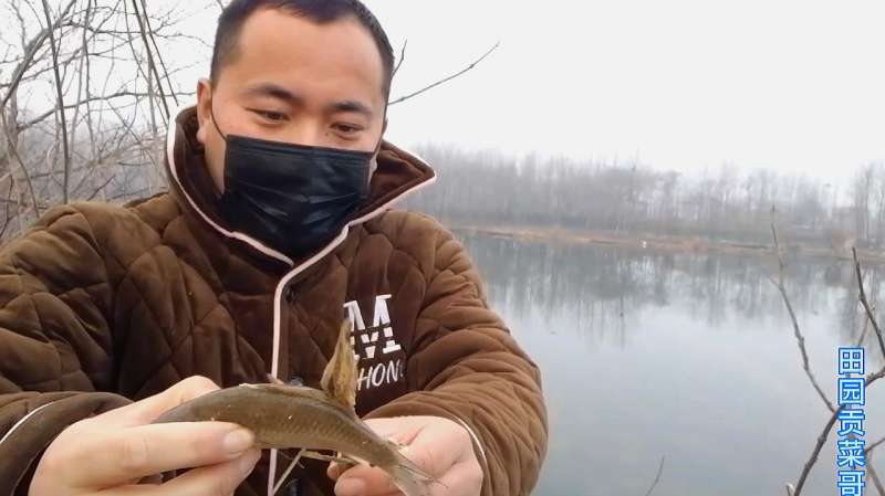 新型冠状病毒防疫期间,贡菜哥采用这样的方式去钓鱼,行得通吗