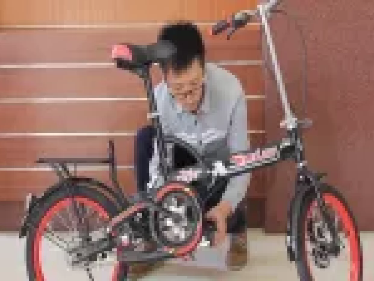 折叠自行车安装视频 -全世爱旗舰店