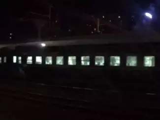 (车厢视角)T290次列车离开永州车站