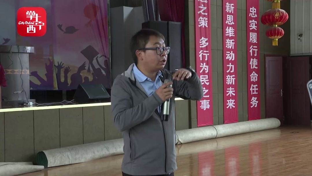 安全宣传进学校 筑牢校园安全线