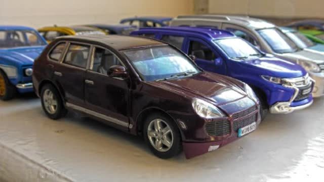 跑车 面包车和SUV汽车模型展示