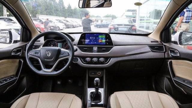 4万多的国产旅行车,不再是面包车,油耗仅6.2L!家用最合适