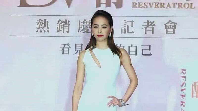 为何当年周杰伦不娶蔡依林?蔡依林参加访谈时说了哪10个字?