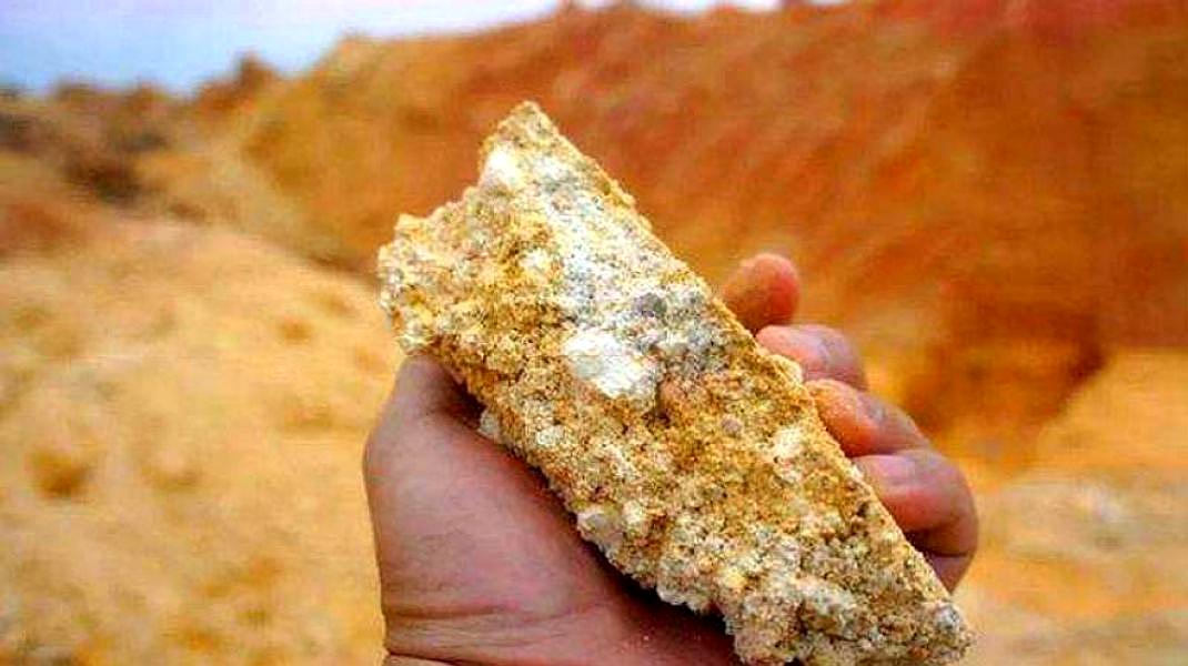 稀土不是唯一王牌,这才是中国的真正底牌,美国根本离不开