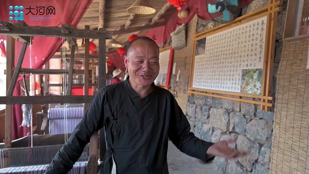 劳动者·中国梦|养蚕、抽丝、织绸,传承丝织文化的“夫妻店”