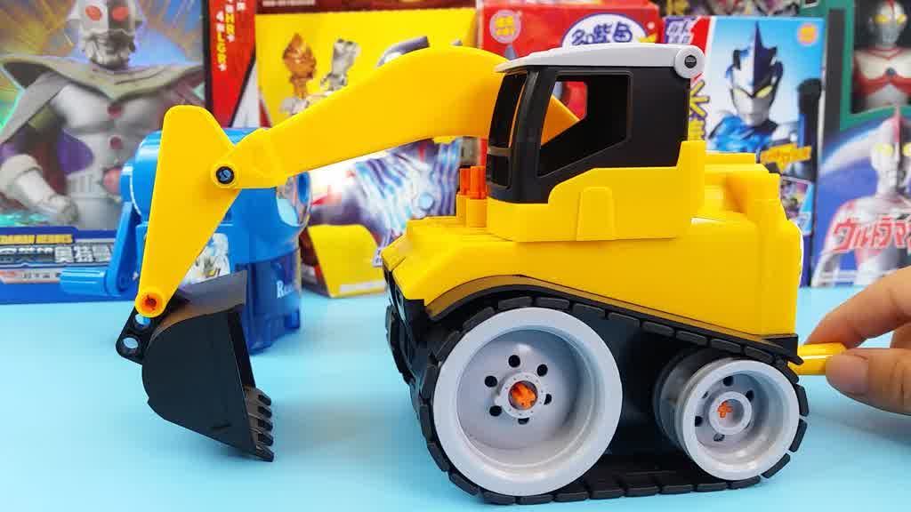 测评多款学生用的削笔机,奥特曼对比挖掘机和变形金刚