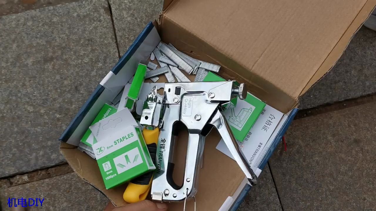 手动码钉枪!包座套神器!快快快