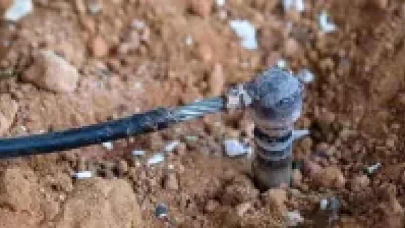 家里只有L线和N线,没有地线怎么办?老电工一步步教你做人工接地