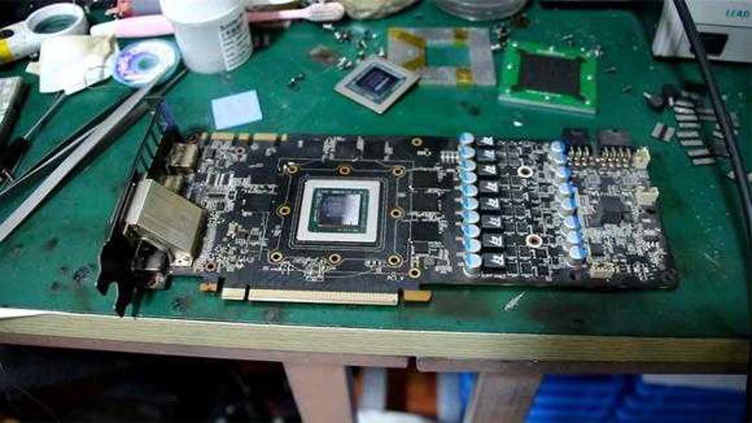 二修GTX970显卡跑鲁大师就黑屏,这种故障是哪里坏了呢