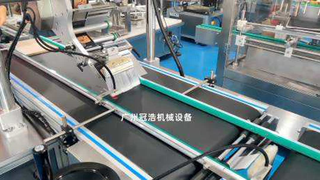 上下平面贴标机,自动贴两张标签,实际生产速度很快的哦