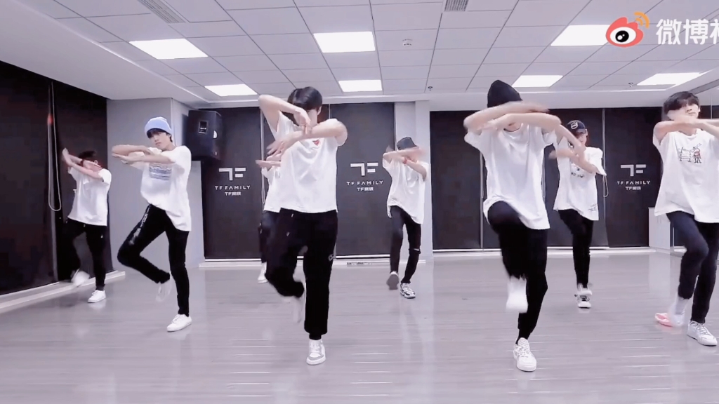 【TF家族三代】练习室舞蹈,原《filthy》,换了个音乐《talk a walk》,...