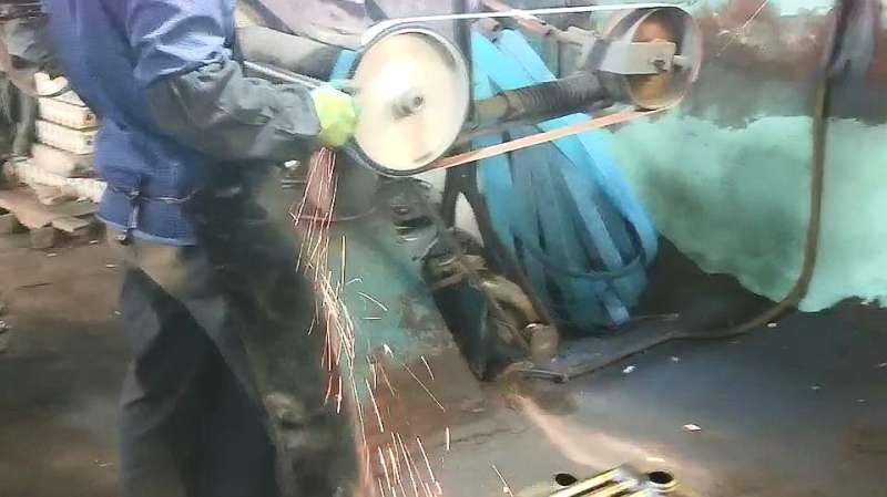 钢五柱暖气片生产、制作过程