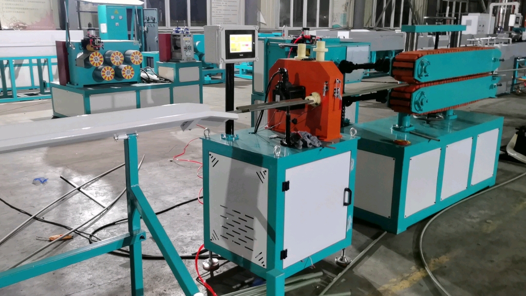 pe管生产线.PE管生产设备.线管生产设备.中瑞塑机