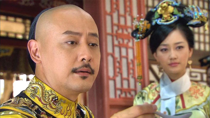 新还珠格格:小燕子摇身一变成了格格,连皇上都亲自给她喂药