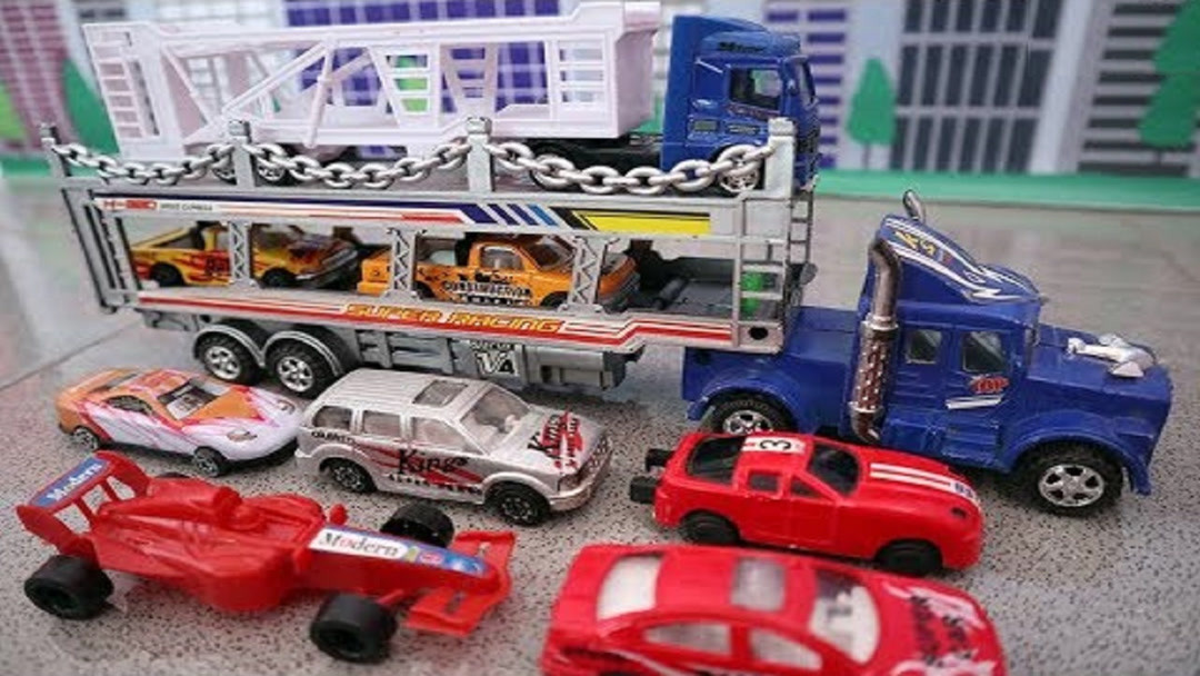 大卡车运输彩色跑车皮卡车玩具