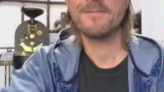 定期发布微信公众号文章和视频,告诉你一杯干净好喝的咖啡是怎么...