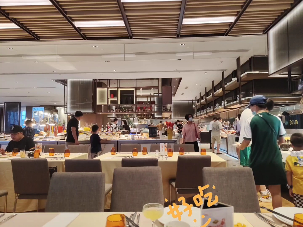 坐落在一座充满美食的海滨小城是一种什么样的体验?
