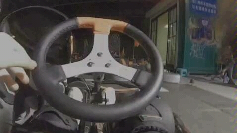 你以为是卡丁车?其实是我碰碰车哒!