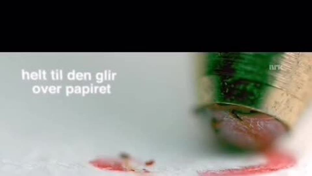 圆珠笔写字原理:超近景下的奇妙展示