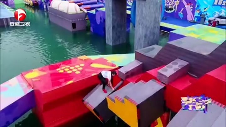 超高颜值小姐姐体验赛道,目标明确成功登顶