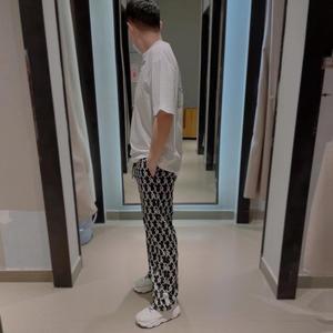 手撕烤鸭工人路店