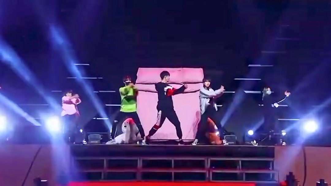 TNT时代少年团,TFBOYS第一次告白