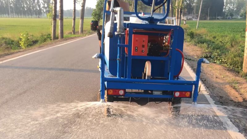 洒水车作业公路洒水车,非常给力