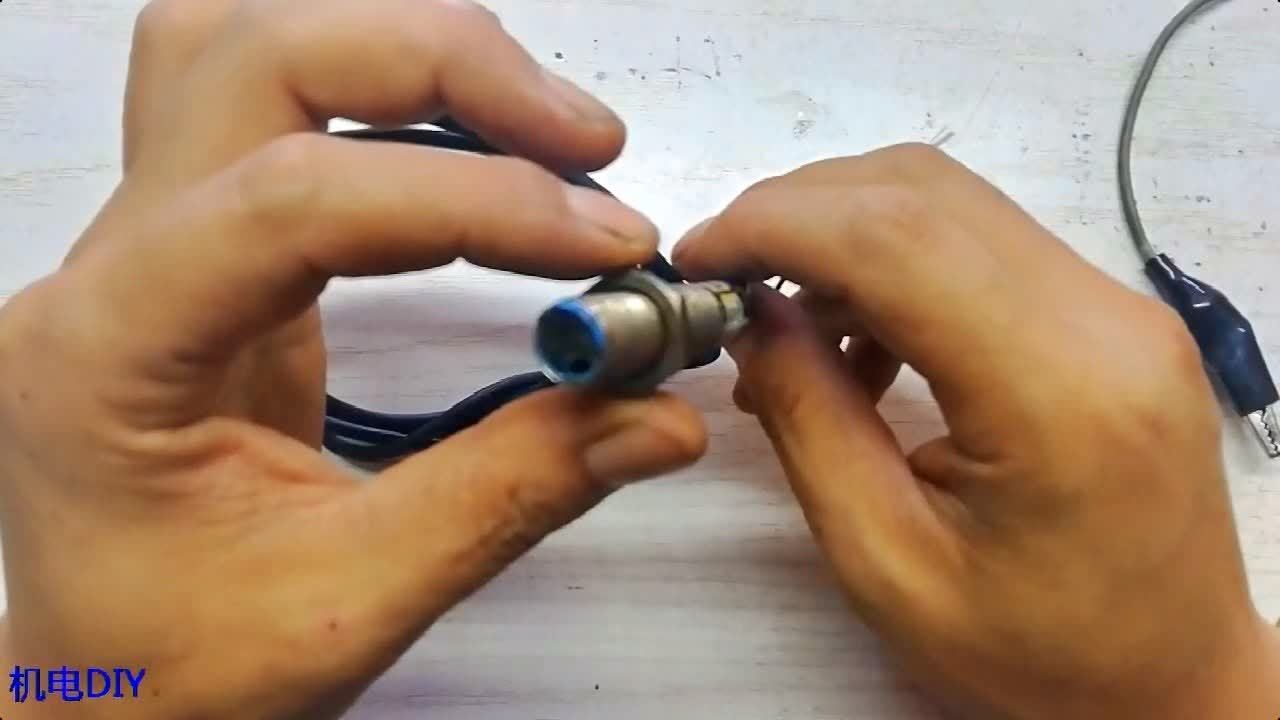 只需要一个小磁铁就能测试霍尔转速传感器!你也可以试试这个方法