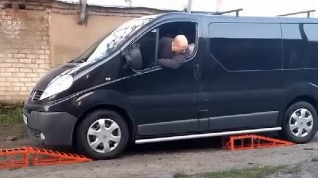 新型汽车举升机,修理小哥的福音来喽!