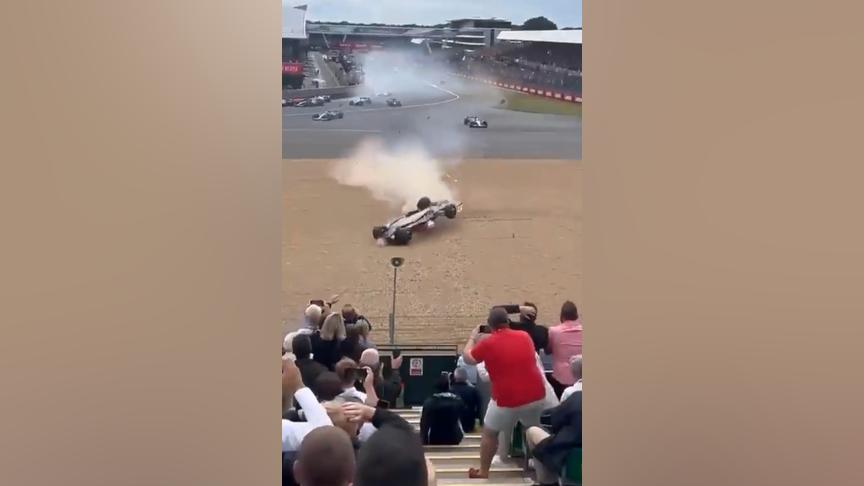 F1 2022年英国站 周冠宇大撞车