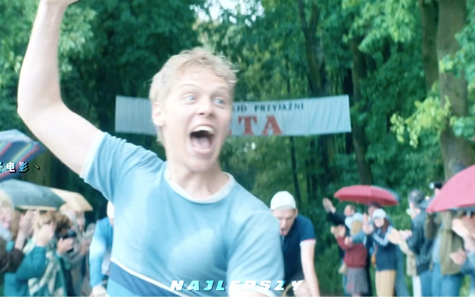 “坚定的意志力 能击穿任何顽石”