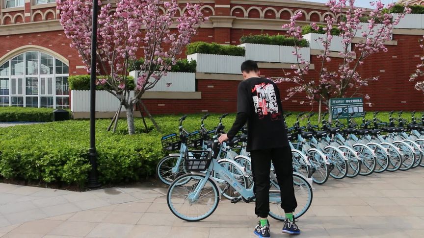 对社会不文明现象说no!#不文明行为 #青岛北方航空职业学校