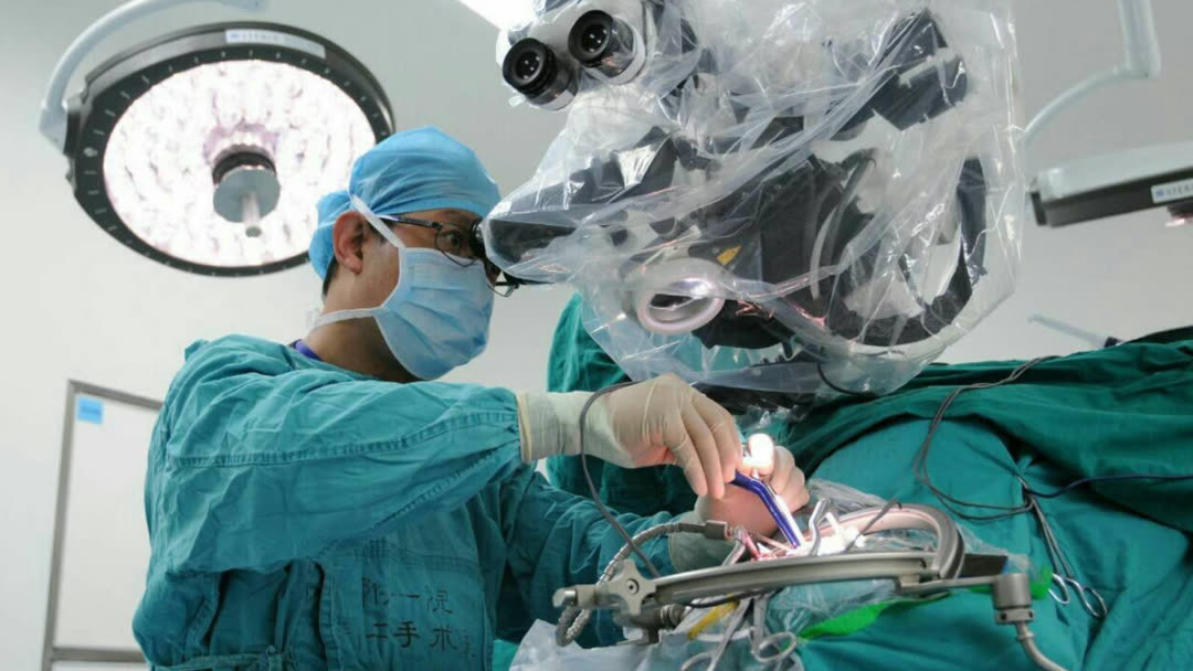 胆结石病人胆囊切除术全过程,腹腔镜微创手术