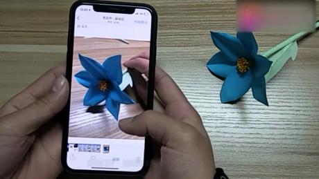 苹果手机怎么让拍的照片动?