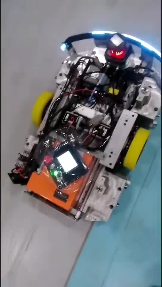 FMS弗迈斯 AGV测试中