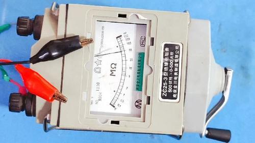 兆欧表能当发电机用吗?很多水电工只会测量电阻,不知道怎么发电