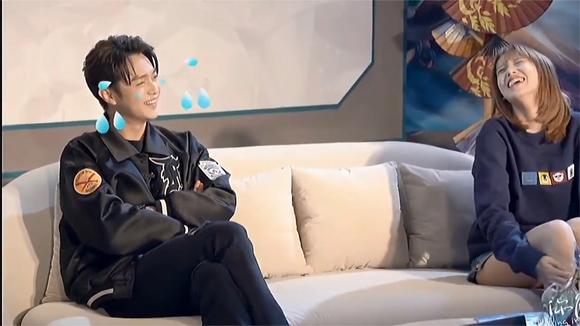 许凯、程潇《你微笑时很美》幕后花絮:片场搞笑不停