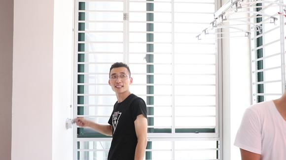 实拍:升降手摇晾衣架安装过程,会了这个技能,再也不用请工人了