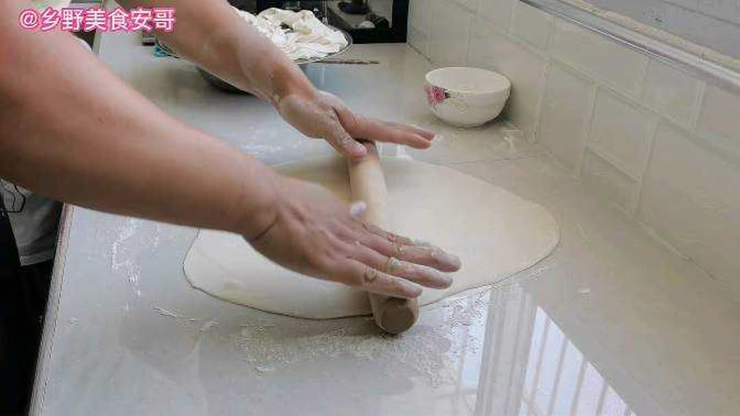 小孩想吃面条了怎么办,那就自己动手做呗