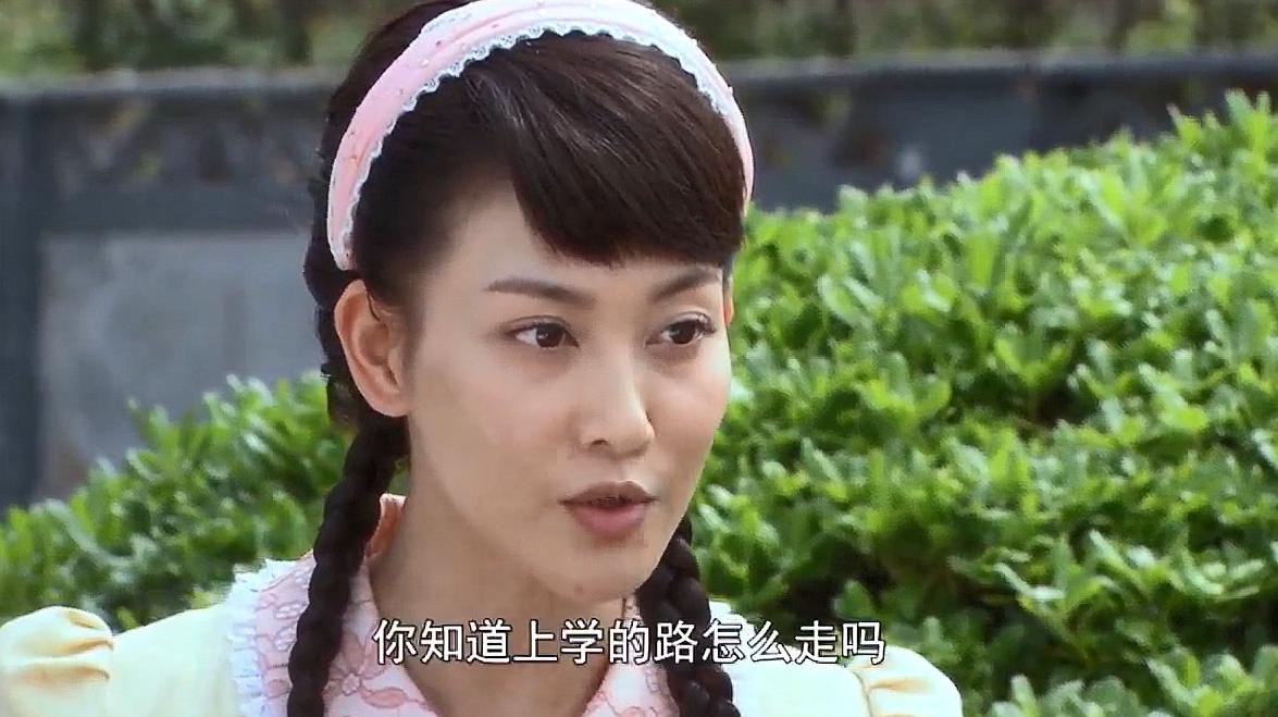 后妈的春天:志文拿着木头刀伤人,春云霸气阻止,孩子直接开溜