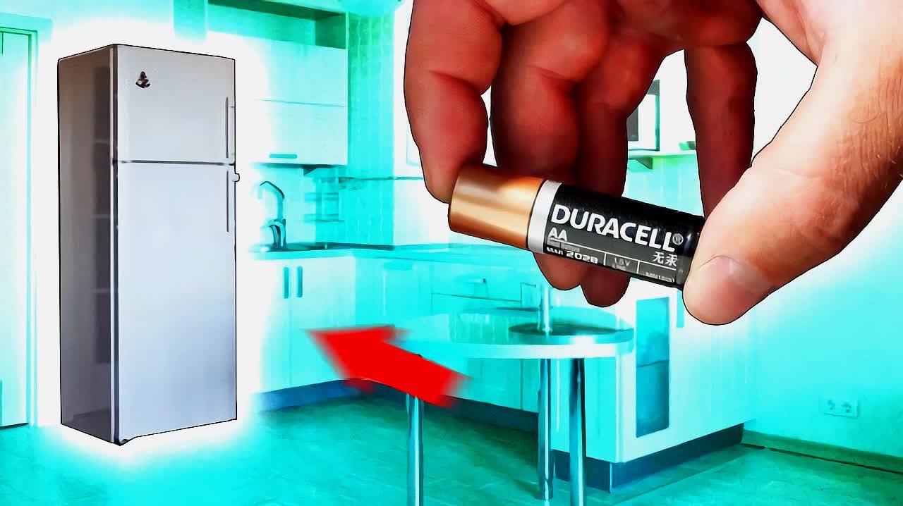 老外作死实验,用电池来给冰箱供电,你说这个实验能成功吗?