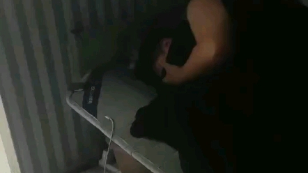 沈音某男子深夜听华晨宇歌竟做出这样的事!