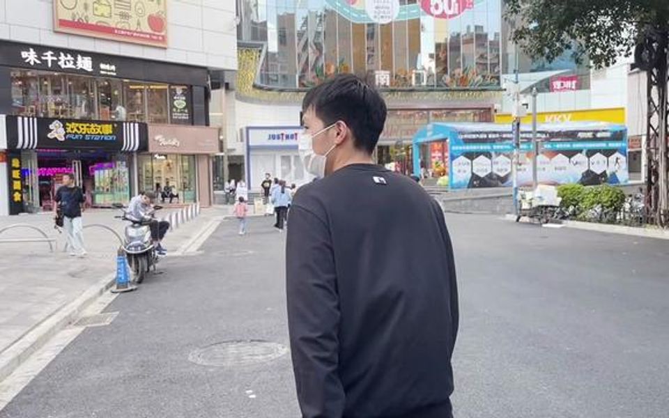 ...几百遍的咖啡,今天它来了 还有加八角大料的柠檬茶ߘ�ߘ� 还可以喔