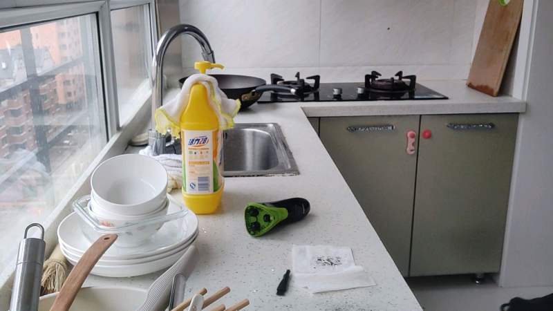 强迫症的我又在清理刮胡刀